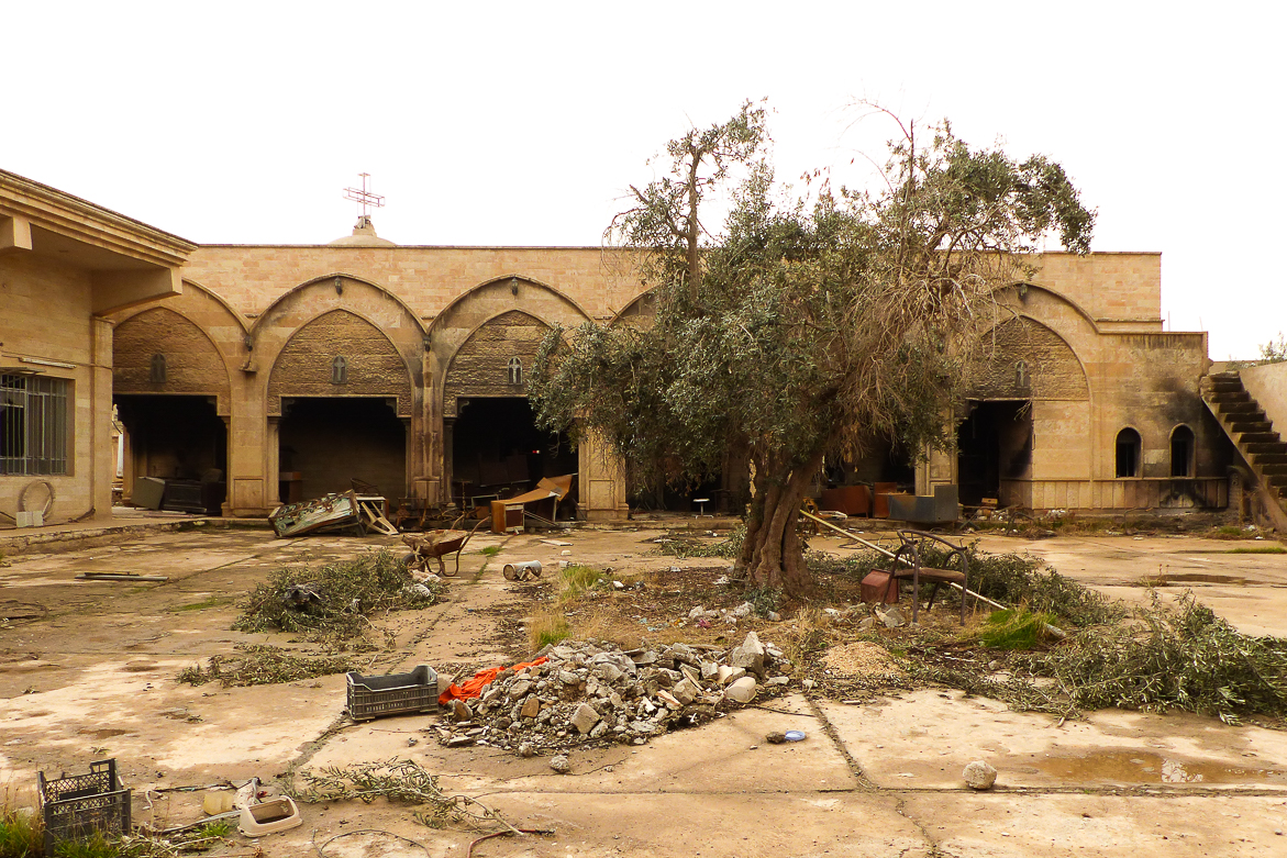 L’église des Saints Serge et Bacchus (Mar Sirkis & Baccus) de Bakhdida ...